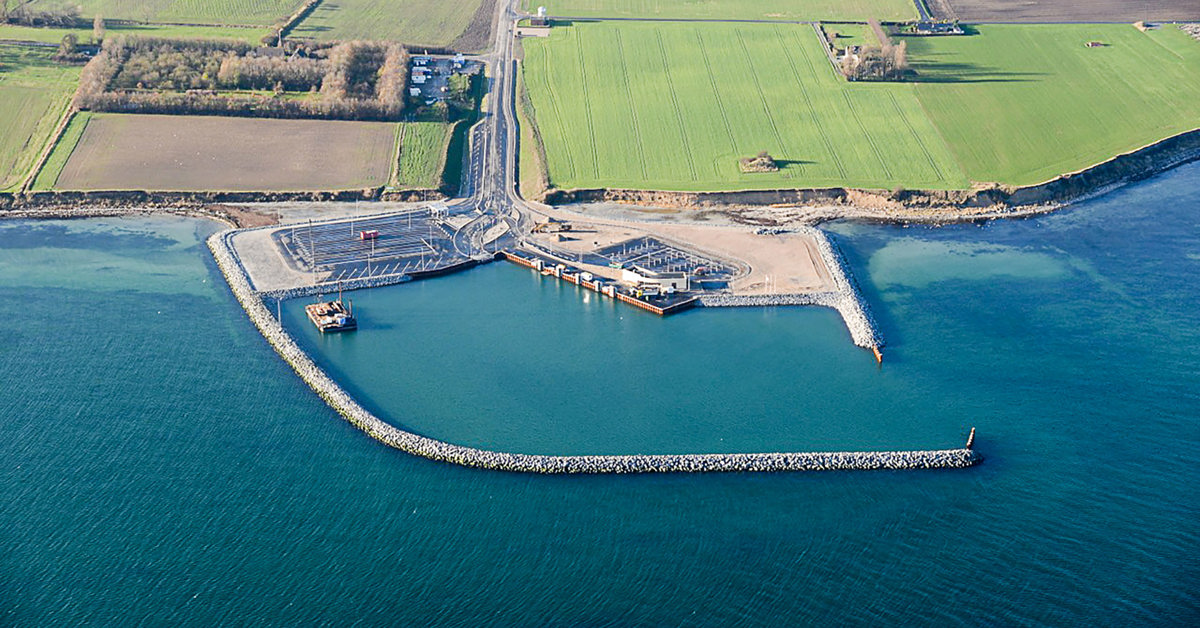 Ballen Færgehavn